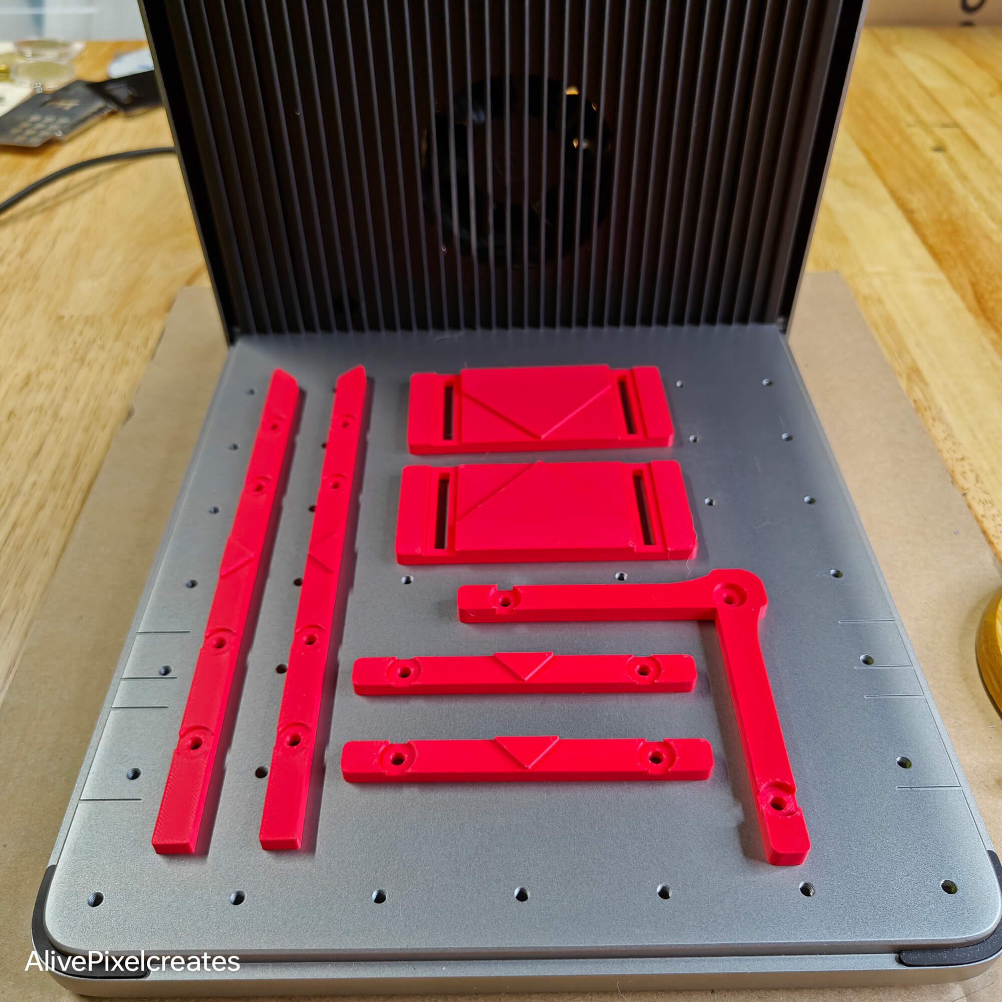 F1 Ultra Jig Maker – AlivePixel Creates